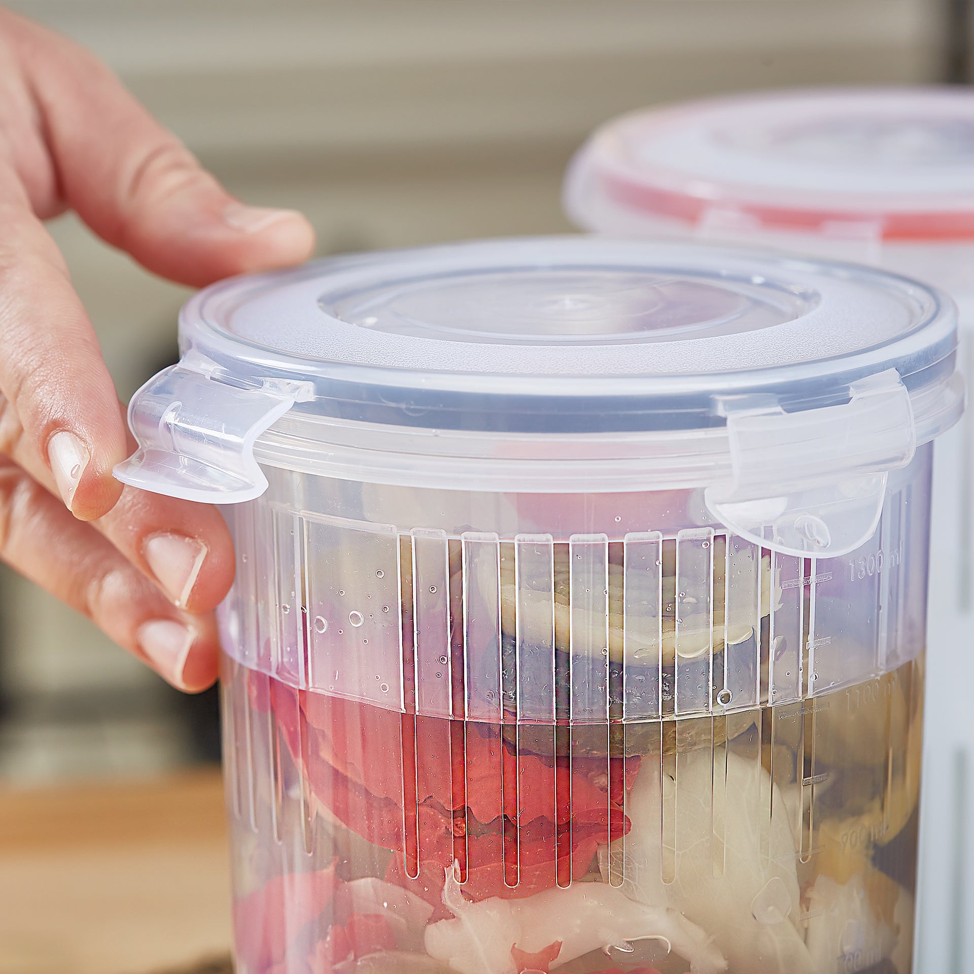 home pickle container with strainer